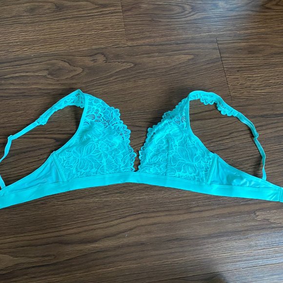 Xhilaration | Intimates & Sleepwear | Vintage Mint Green Lace Plunge ...